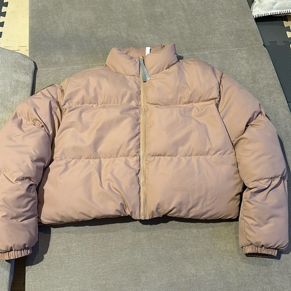 Fabletics | Jackets & Coats | Fabletics Tanbeige Puffer Crop | Poshmark